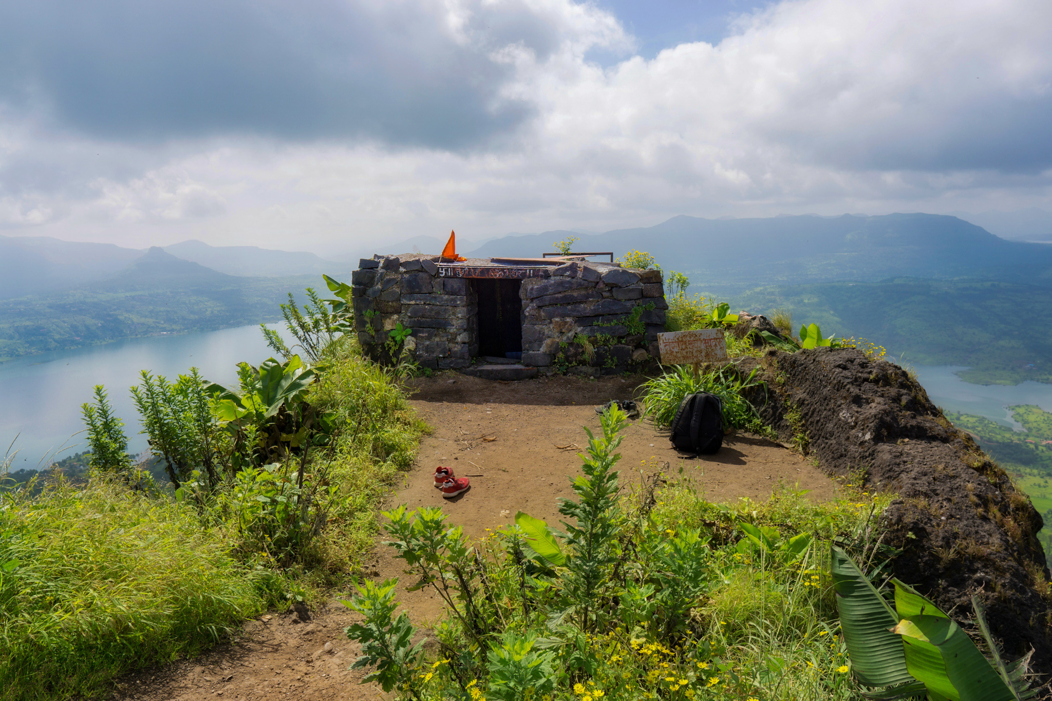 Trek to Tung Fort » Gaurav Wadhwani